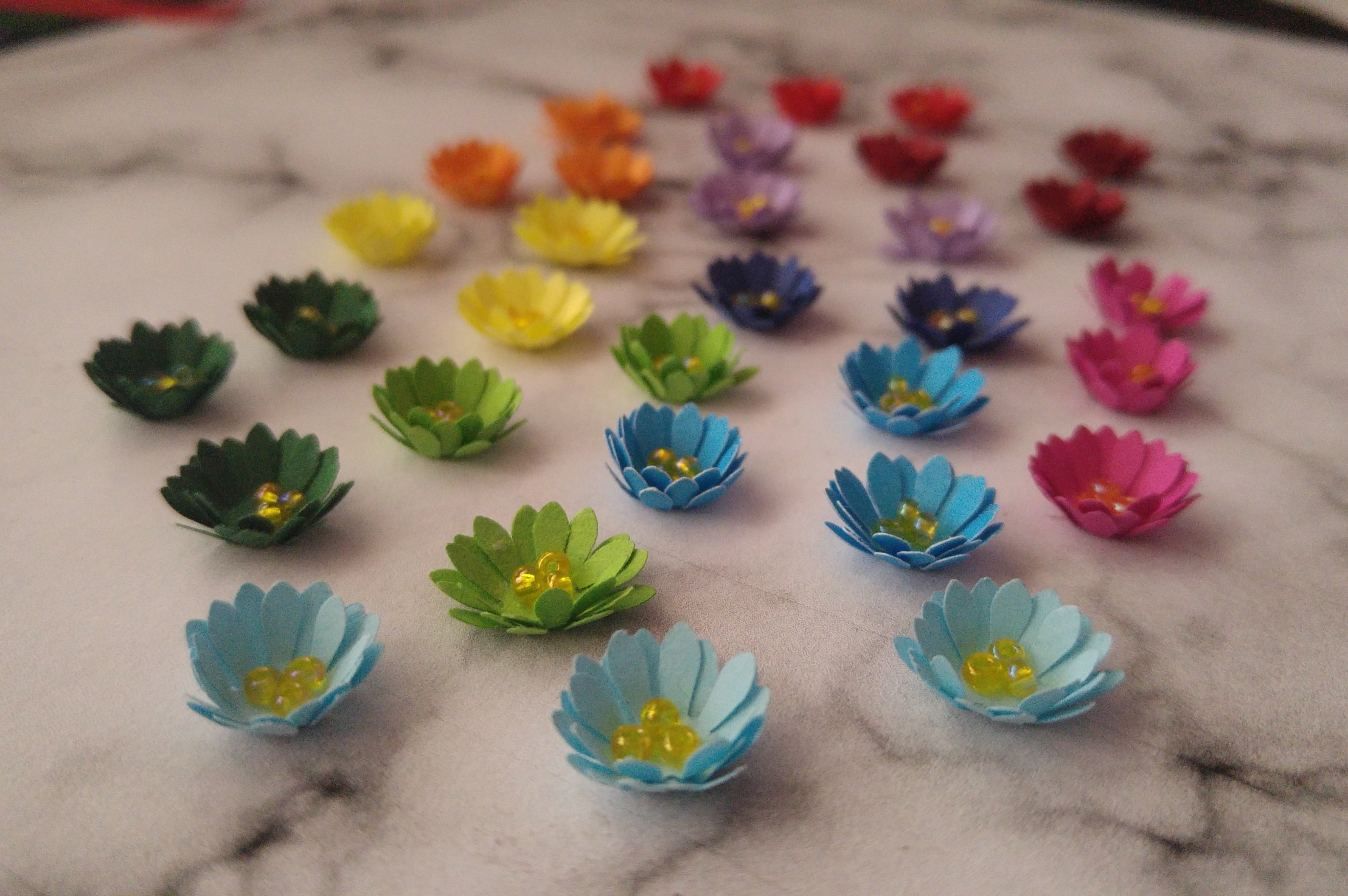 Mini Paper Flowers (Using Flower Cutter) – Alphe's Corner