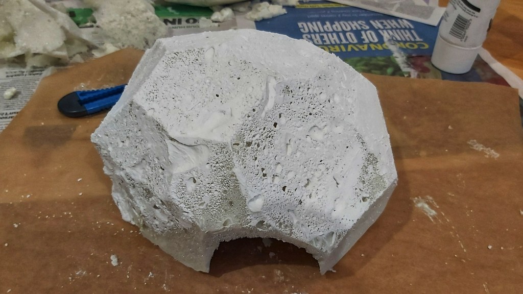 DIY Naturalistic Reptile Hides – Alphe's Corner