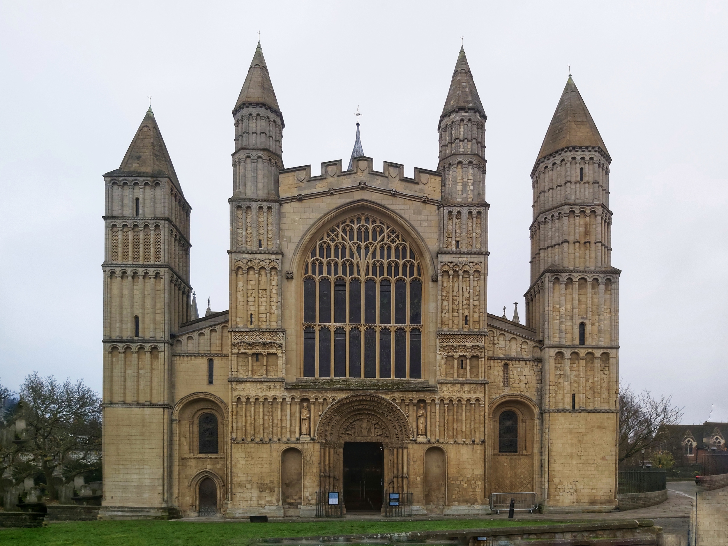 Rochester Castle at Christmas – Alphe's Corner