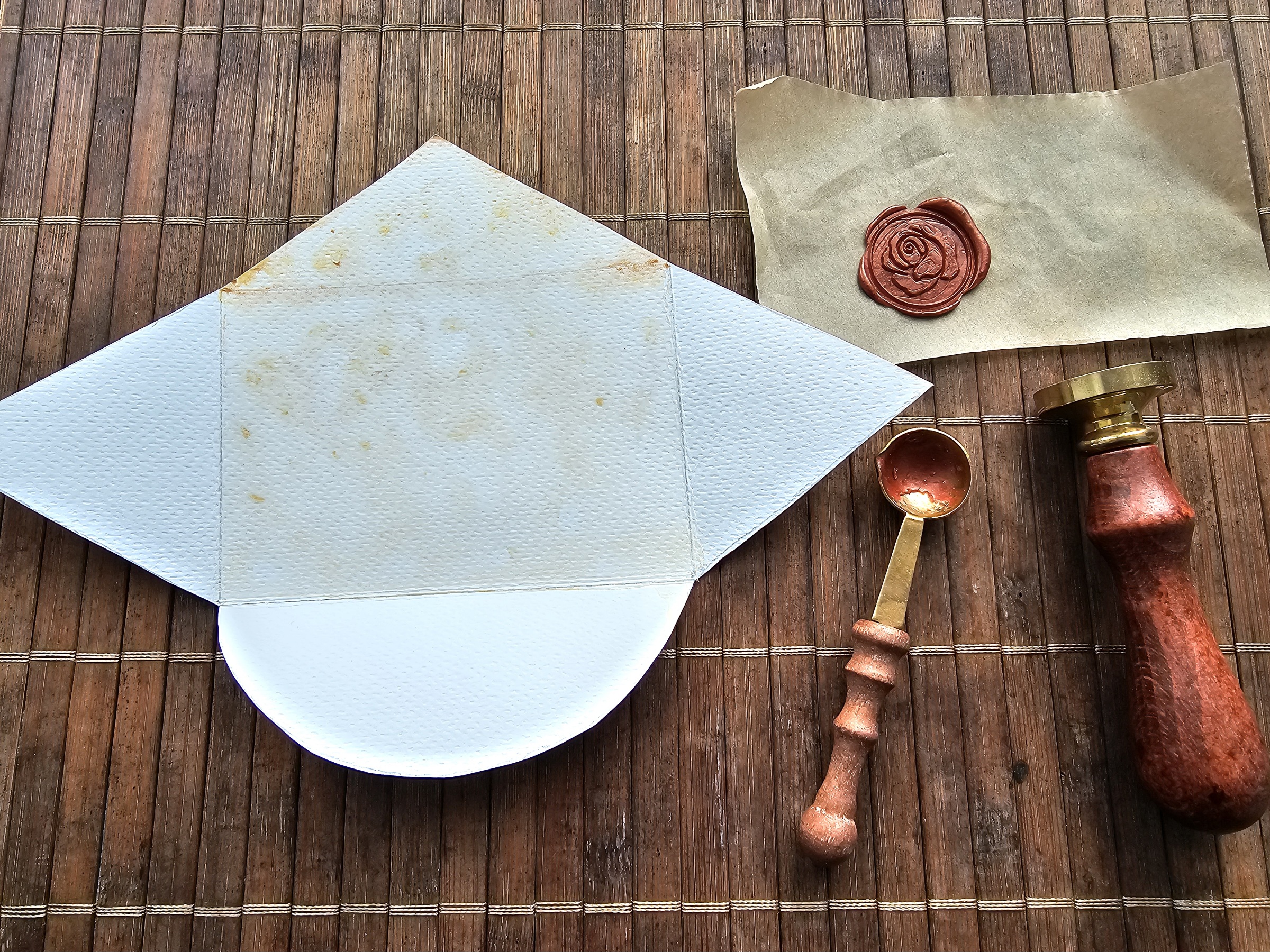 DIY Handmade Card – Envelope With Quilled Flowers – Alphe's Corner