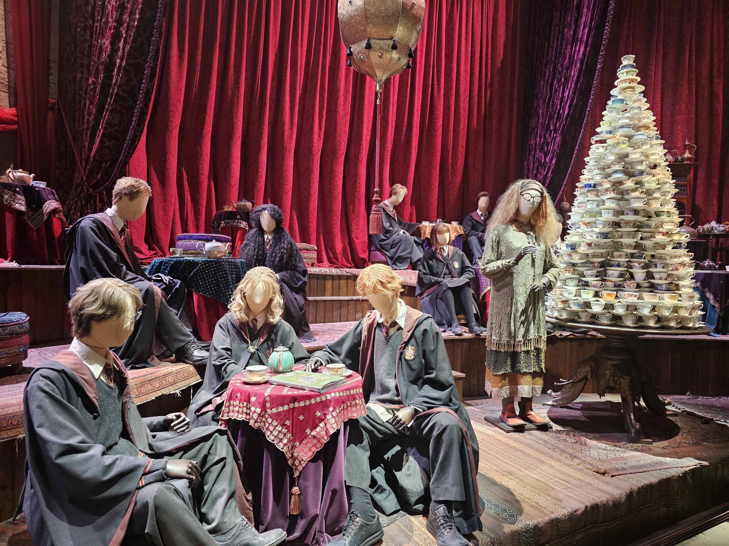 Harry Potter Warner Bros Studio Tour, London – Visiting The Place Where ...